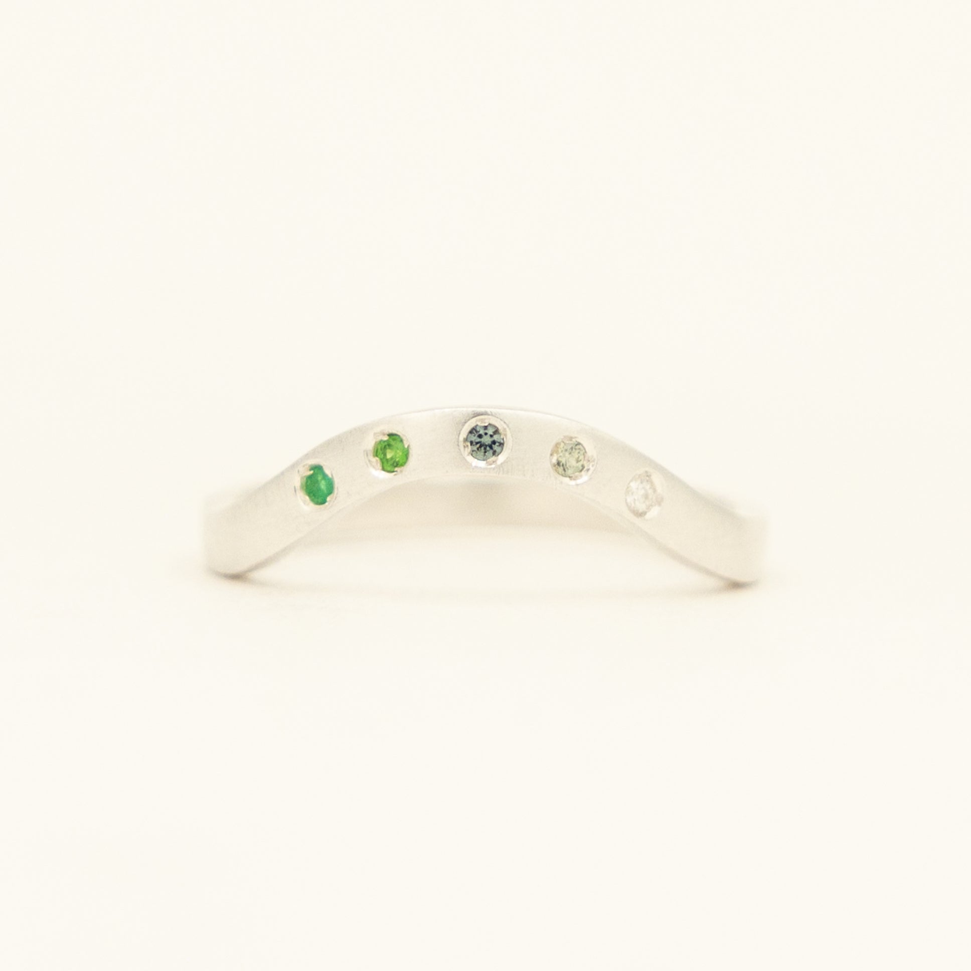 Olive Signature Stack - white gold – Argent Silversmith